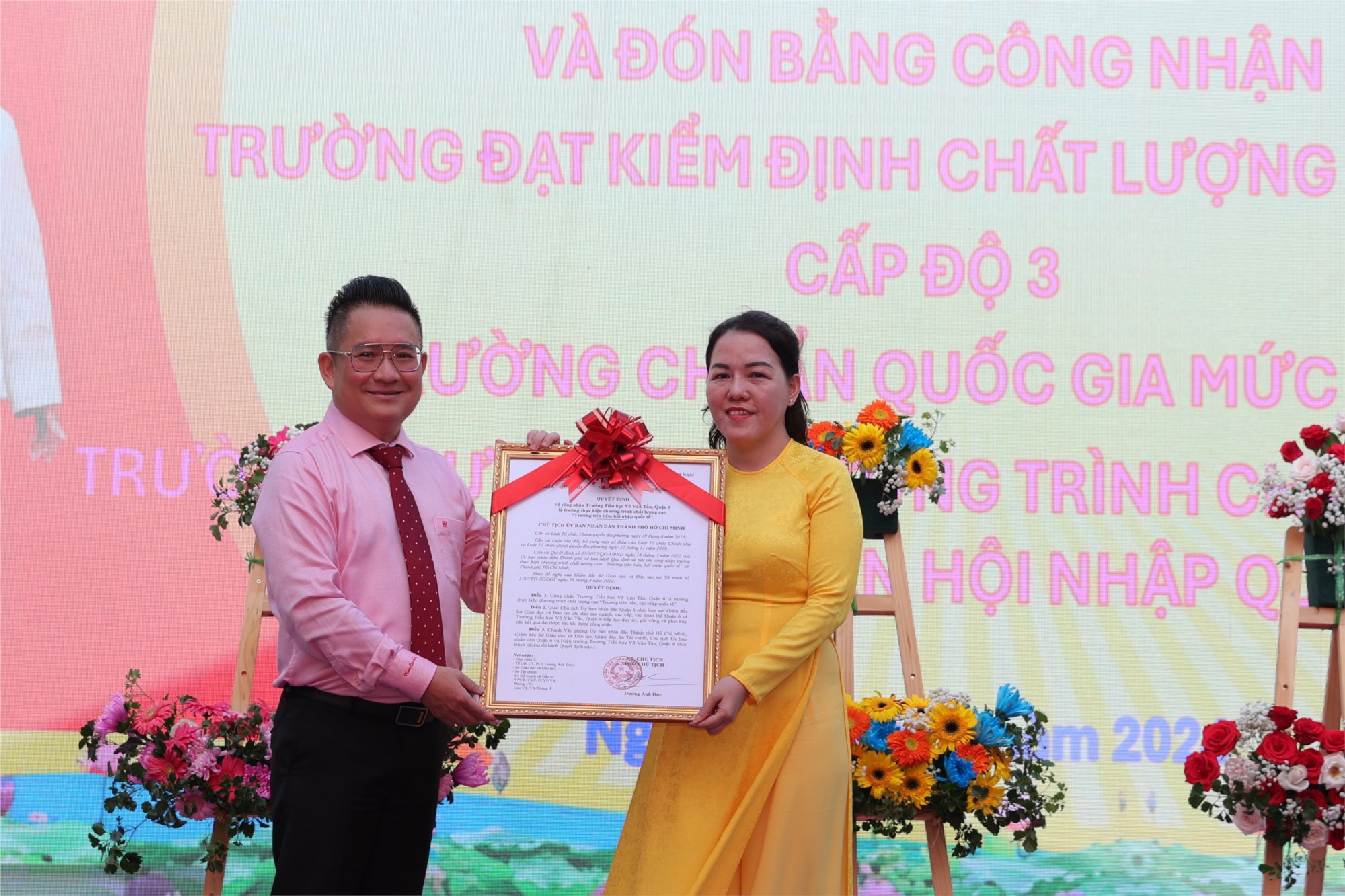 Quan điểm Giáo Dục Trong Dạy Học Hoạt động Trải Nghiệm Trường Tiểu